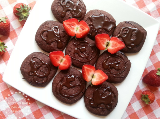 Chocolate Molten Cookies - Adriana's Best Recipes