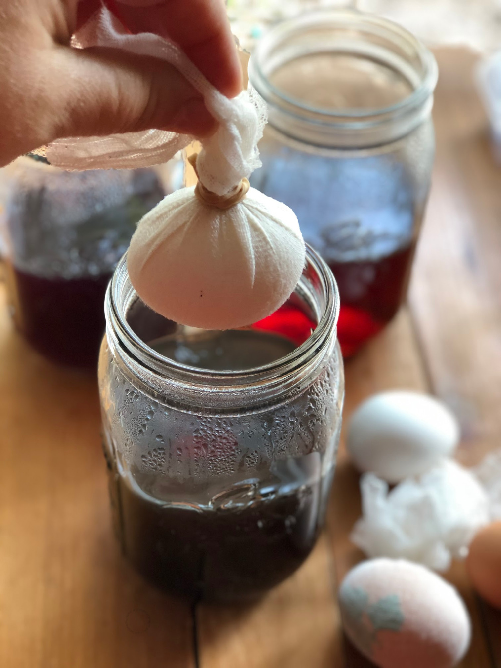 Dye Easter Eggs the Natural Way - Adriana's Best Recipes